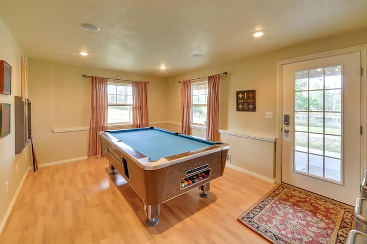 Lakefront Stephenson Retreat: Lake Access & Kayaks - Door County, WI