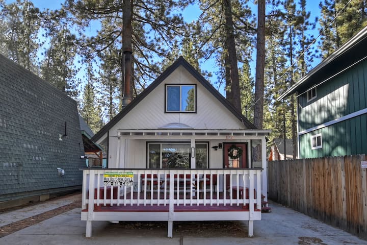 Hot Tub!close To Bear Mountain, Golf Course & Zoo! - Big Bear Lake, CA
