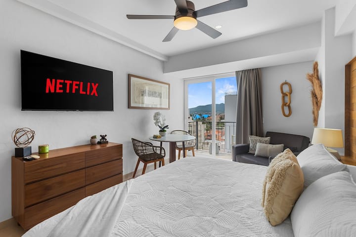 1br • One Block From The Beach Pool And Jacuzzi - Bucerías