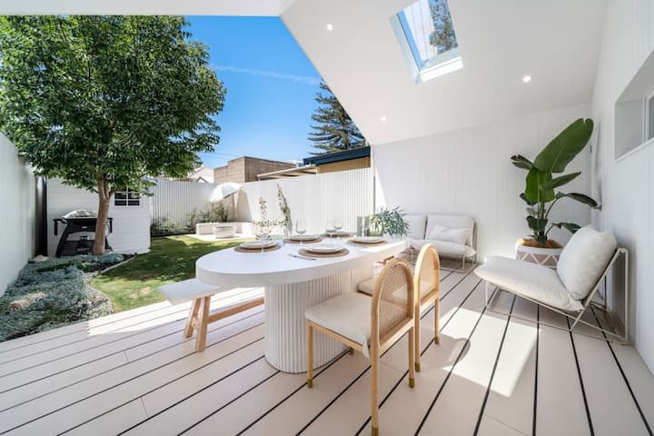 Marseille—indoor-outdoor Living By The Beach - South Australia