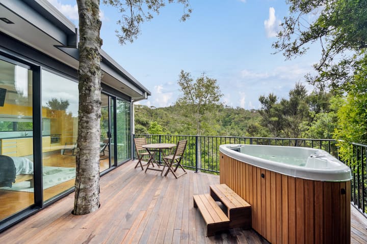 Paihia Views, 1 Bed Apartment & Hot Tub - Waitangi