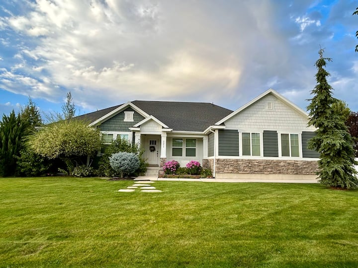 Family Groups, Hot Tub, Sleeps 16, 6br4ba, Firepit - Heber City, UT