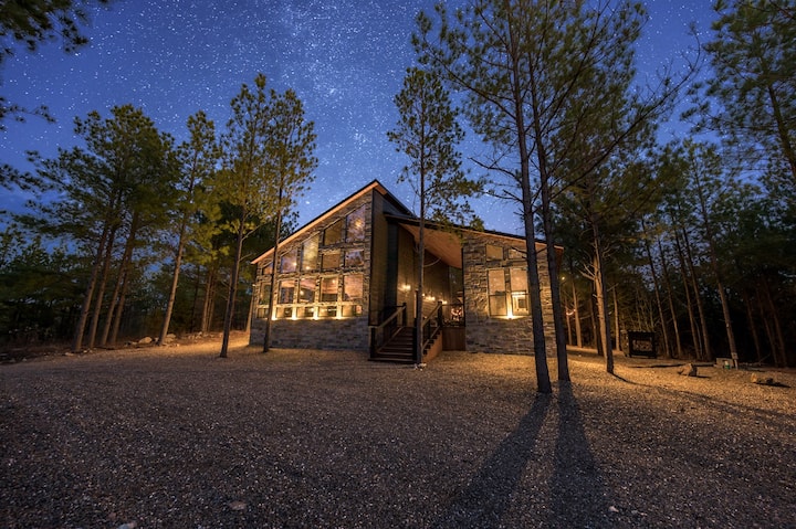 Luxury Basecamp: Fire Pit, Games, Close To Trails - Oklahoma