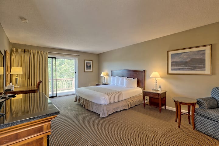 Kingwood Resort_411 King Bed Unit - Clayton, GA