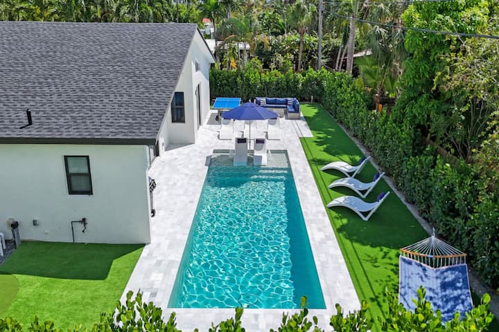 Modern 4br Oasis Near Beach & Atlantic Ave - Delray Beach, FL