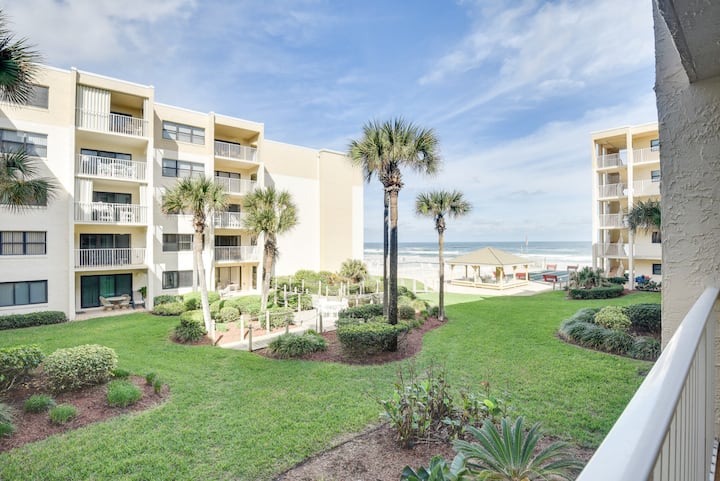 New Smyrna Beach Condo W/ Ocean-view Balcony! - New Smyrna Beach, FL