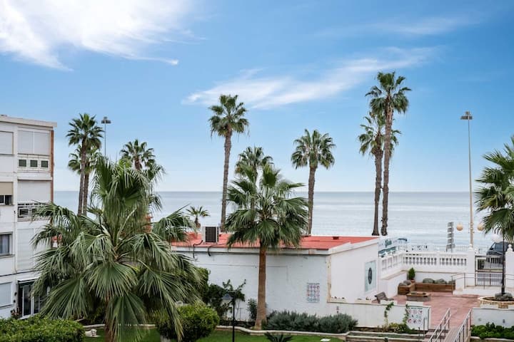 Altahomes Málaga Jardín Y Piscina Junto Al Mar - Benalmádena