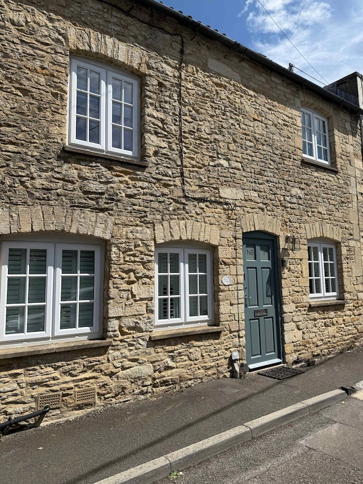 Cottage En Pierre De Cotswold, Centre De Tetbury - Tetbury
