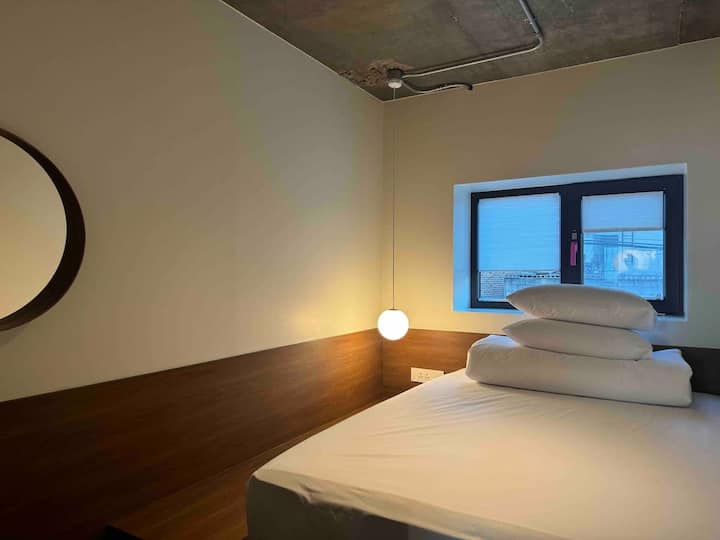 Pipe Stay Ii - Seoul