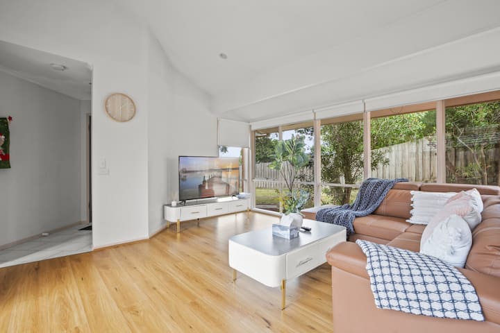 Stayau Narre Warren Staycation Netflix Petfriendly - Clyde North