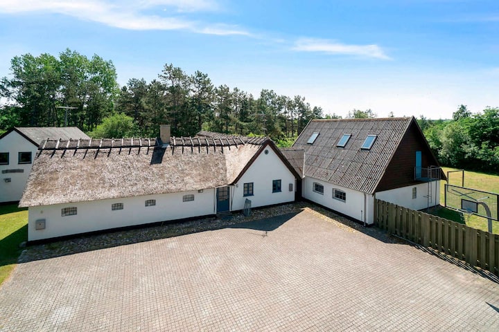 13-room Holiday Home, 500 M To The Beach - Dänemark