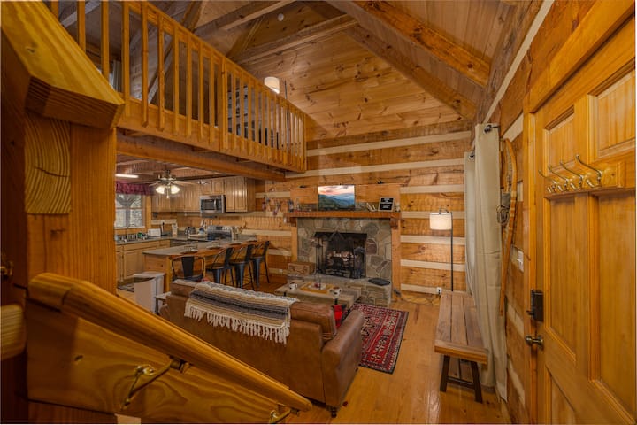 Hidden Hideaway In The Smokies - Tennessee