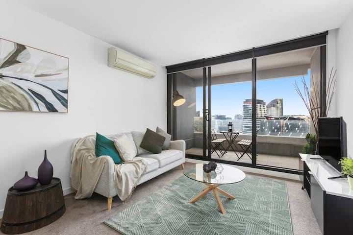 Neo - City Stunner - Parking,views,pool,gym,wifi - Melbourne