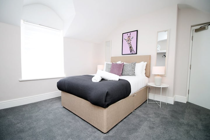 Stay With Free Parking At Archer Road, Penarth - Barry