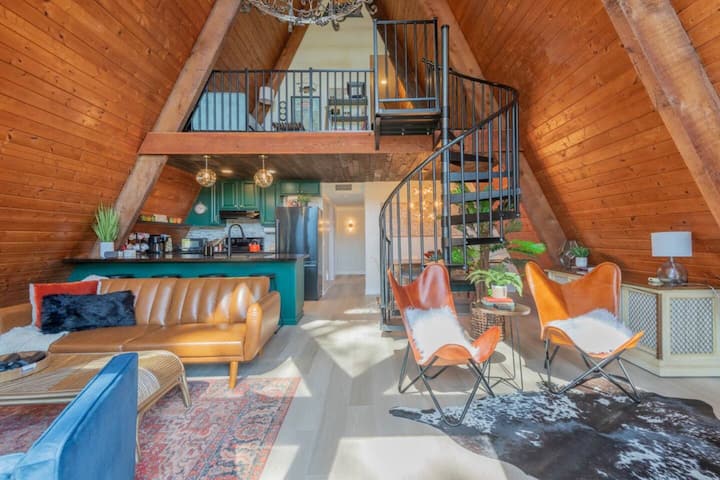 Book Winter A-frame Cabin! Dog Ok! Walk To Lake! - Cedar Lake, Union Grove