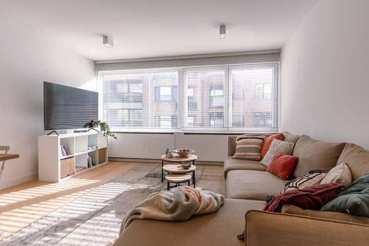 Huswell - Spacious Two Bedroom Apartment In Knokke - Bruges