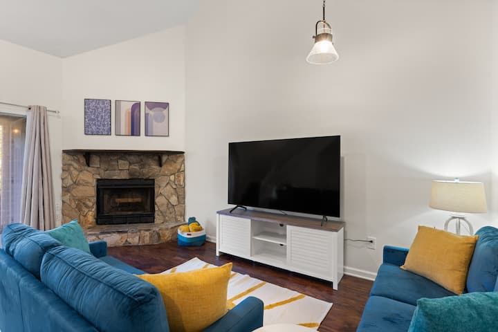 Kingsland Hideaway - Pet Friendly - Hidden Lake, Kingsland