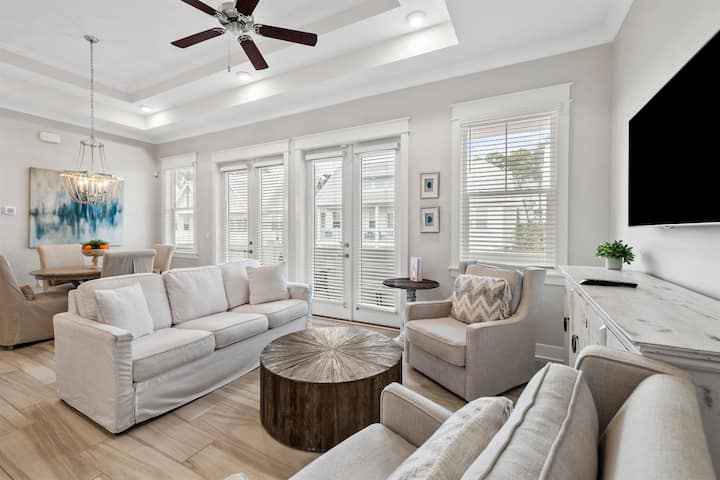 Quick Beach Access - 2 Pools ~ Golf Cart ~Bikes - Alys Beach, FL