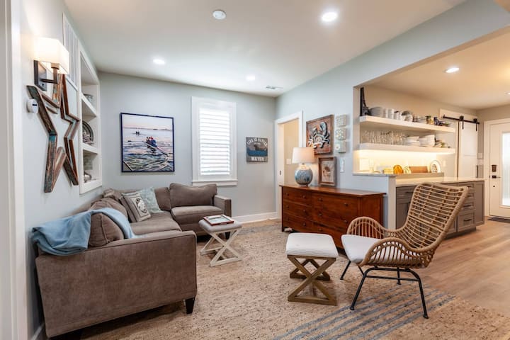 Luxe Gourmet Kitchen W Yard & Parking In Eastport - Annapolis, MD