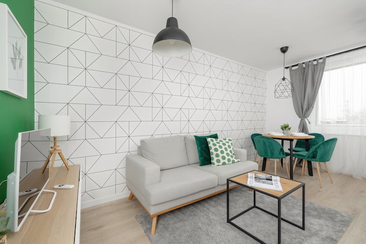 Brynowska 55 | Bright Apartment | 1 Bedroom - Katowice