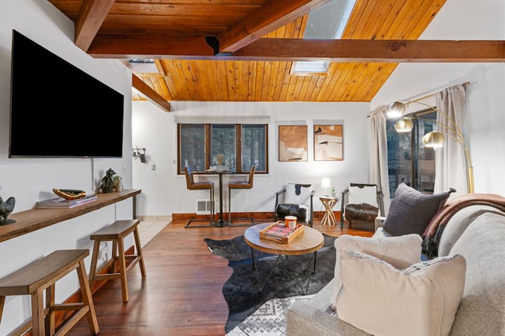 Community Amenities + Near Ski! Mountain Chalet - Montana