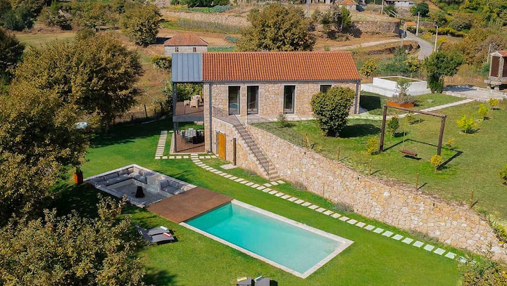 Douro Villa With Pool, Jacuzzi, Garden And Views - Portugal