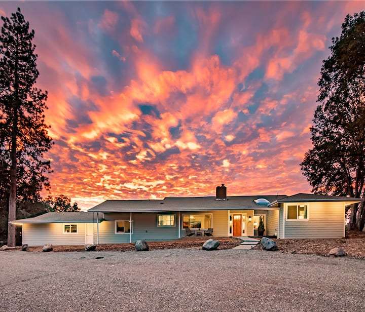 Mariposa Ca: Game Rm, Hot Tub, Ev Charger - Yosemite National Park