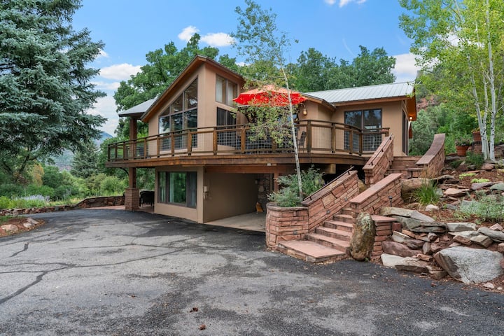 Animas Valley Retreat, Hot Tub, Hot Springs Close! - Durango, CO