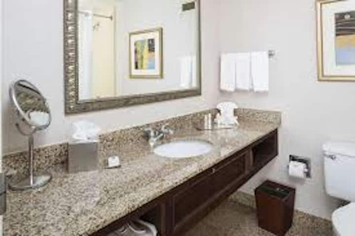 Airy Home Base For Events At Xfinity Center - Mansfield, MA