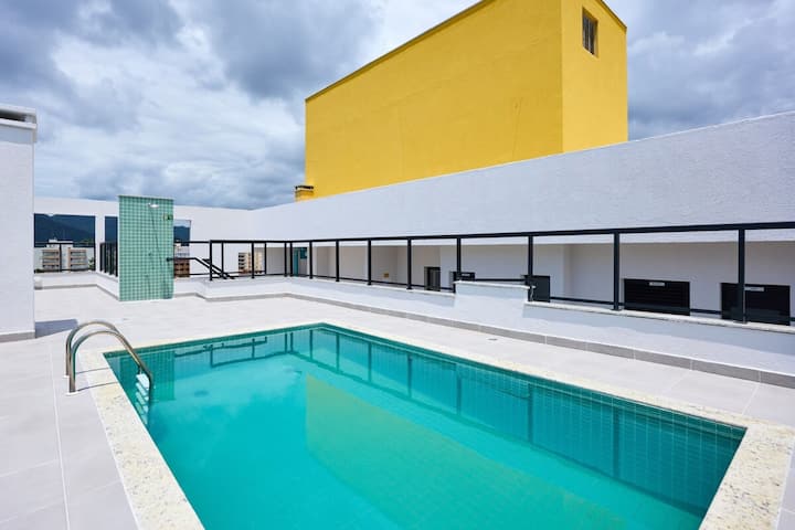 Bh45: Lindo, Com Ar, Varanda Gourmet E Piscina - Ubatuba