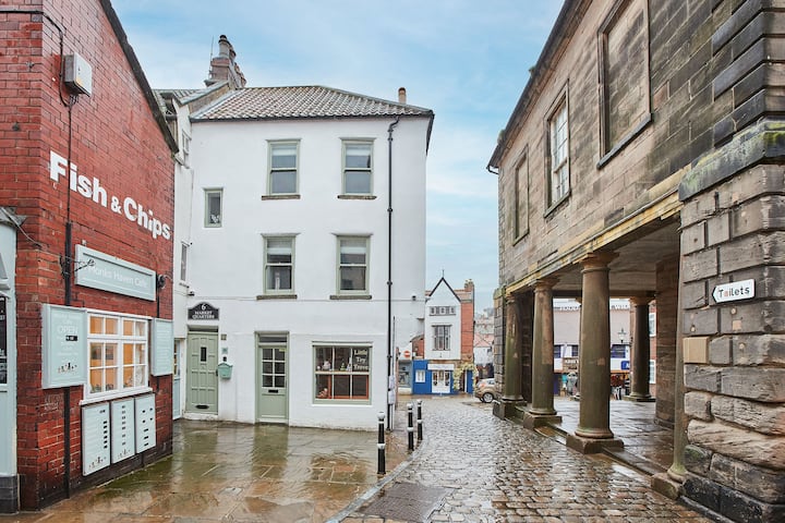 Whitby Boutique - Market Quarters - Ravenscar