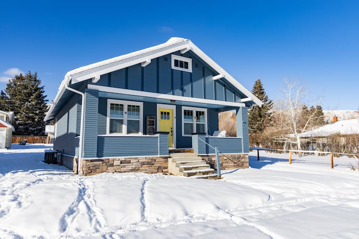 Bluebird Bungalow - Red Lodge, MT