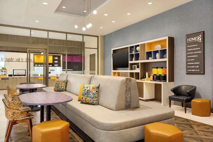 Comfort And Convenience:2 Units. Rooftop Pool - Nashville