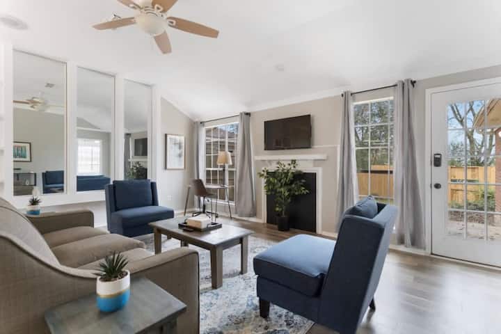 Fenced Yard, Near Shops & Dining- Capital City Gem - Montgomery, AL