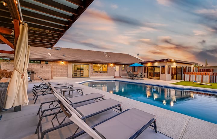 8br W/ Pool, Hot Tub, Putting Green | Pet Friendly - Cave Creek, AZ
