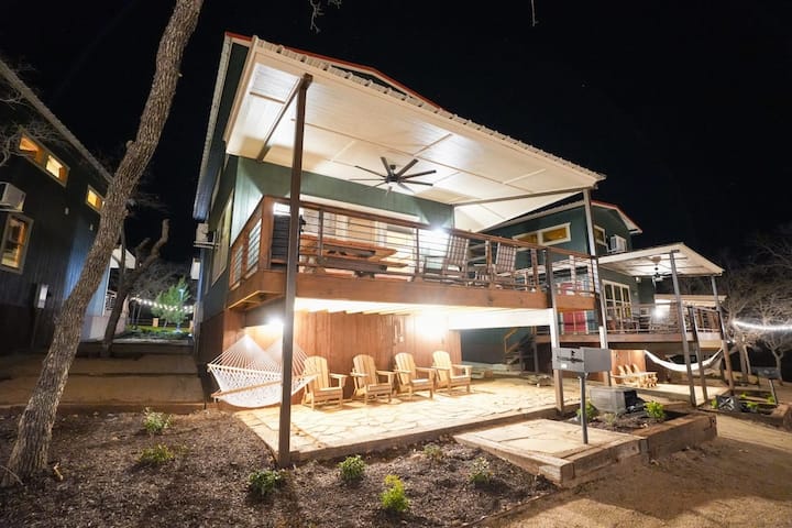 Cabin 7 - Lake Bridgeport, Modern, Hot Tub, Firepi - Runaway Bay, TX