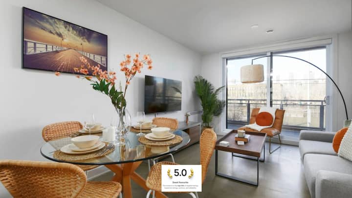 The Kiki-charmant 2 Bedrooms Condo On 2 Floors - LaSalle