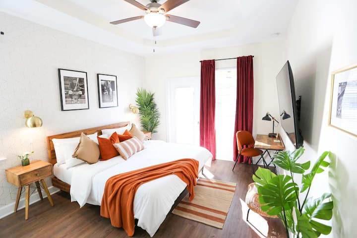 The Champion's Suite. New Build, Upscale, Central - Gainesville, FL