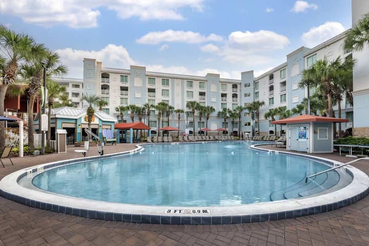 Near Walt Disney World + Dining. Pool. Shuttle. - Orlando, FL