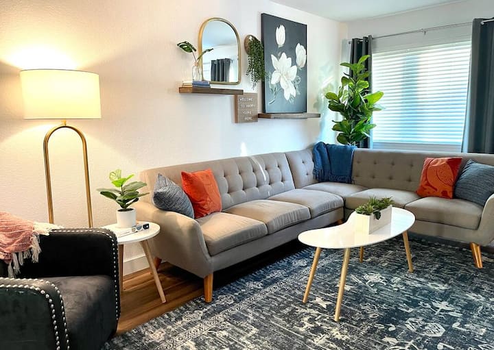 Remodeled Excellent Neighborhood - Roseville, CA