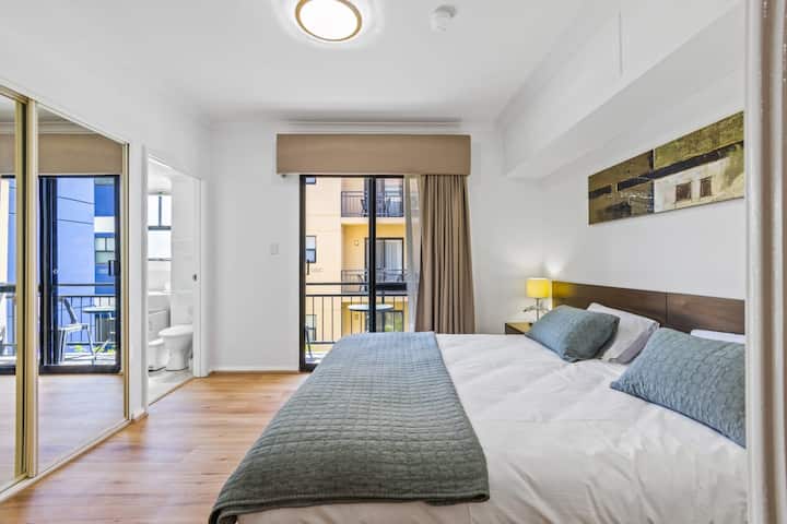 Stylish 1bedroom Northbridge Apartment With Pool - Perth