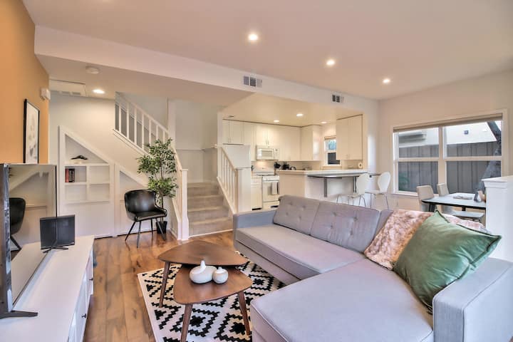 Blueground | Mtn View, Patio & Vaulted Ceilings - Mountain View