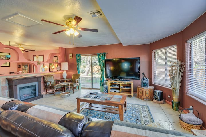 Artfully Decorated Cottonwood Home: Pets Welcome! - Cottonwood, AZ