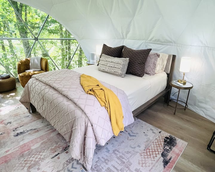 Caim Geodome - Grayson Highlands State Park, Mouth of Wilson