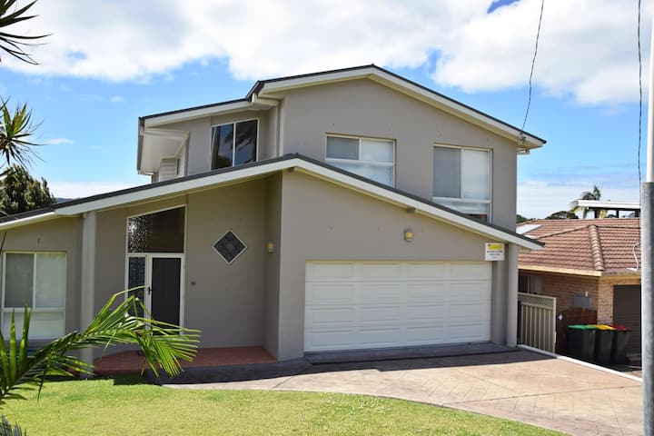 Pete's Place - South West Rocks