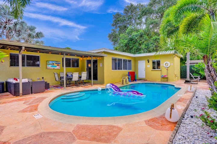 Heated Pool Tropical 5bd Villa - Fort Lauderdale
