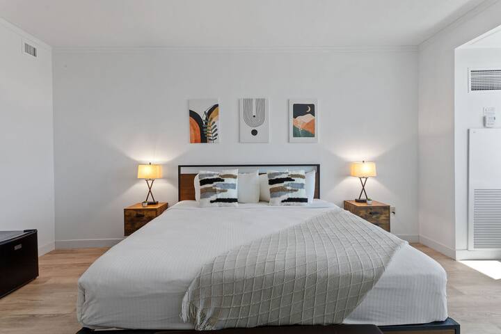 Boardwalk King Bed Retreats By Cozysuites 49 - Harrah's Resort Atlantic City