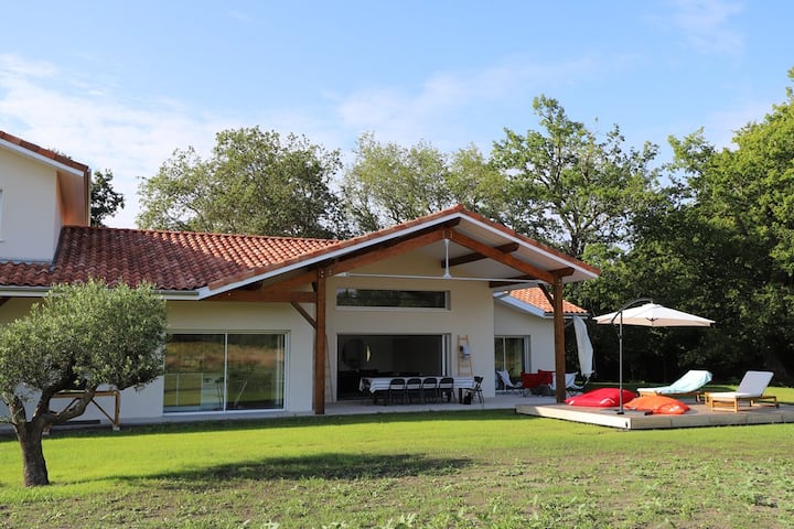 Magnifique Villa Pour 10 Personnes Avec Piscine Ch - Soustons