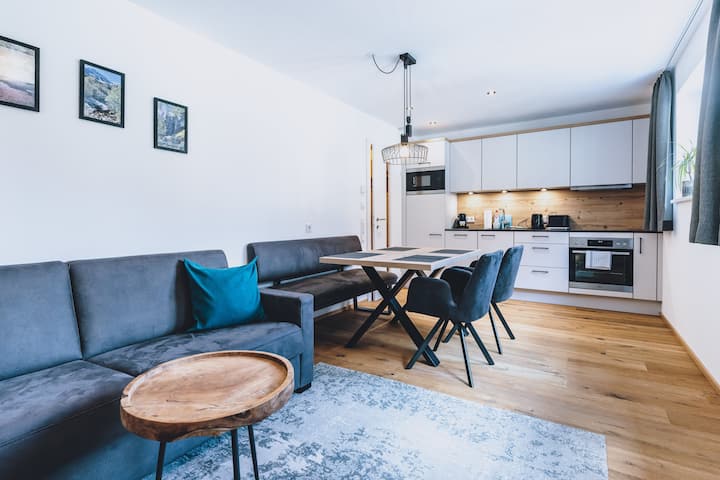 M1 - Balcony Apartment 3 - Rauris