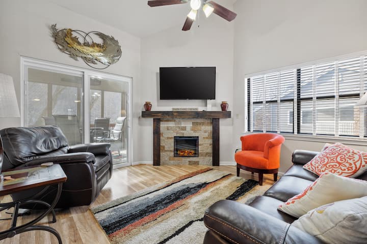 Prime Location In Point Royale - Serene Waters - Branson, MO